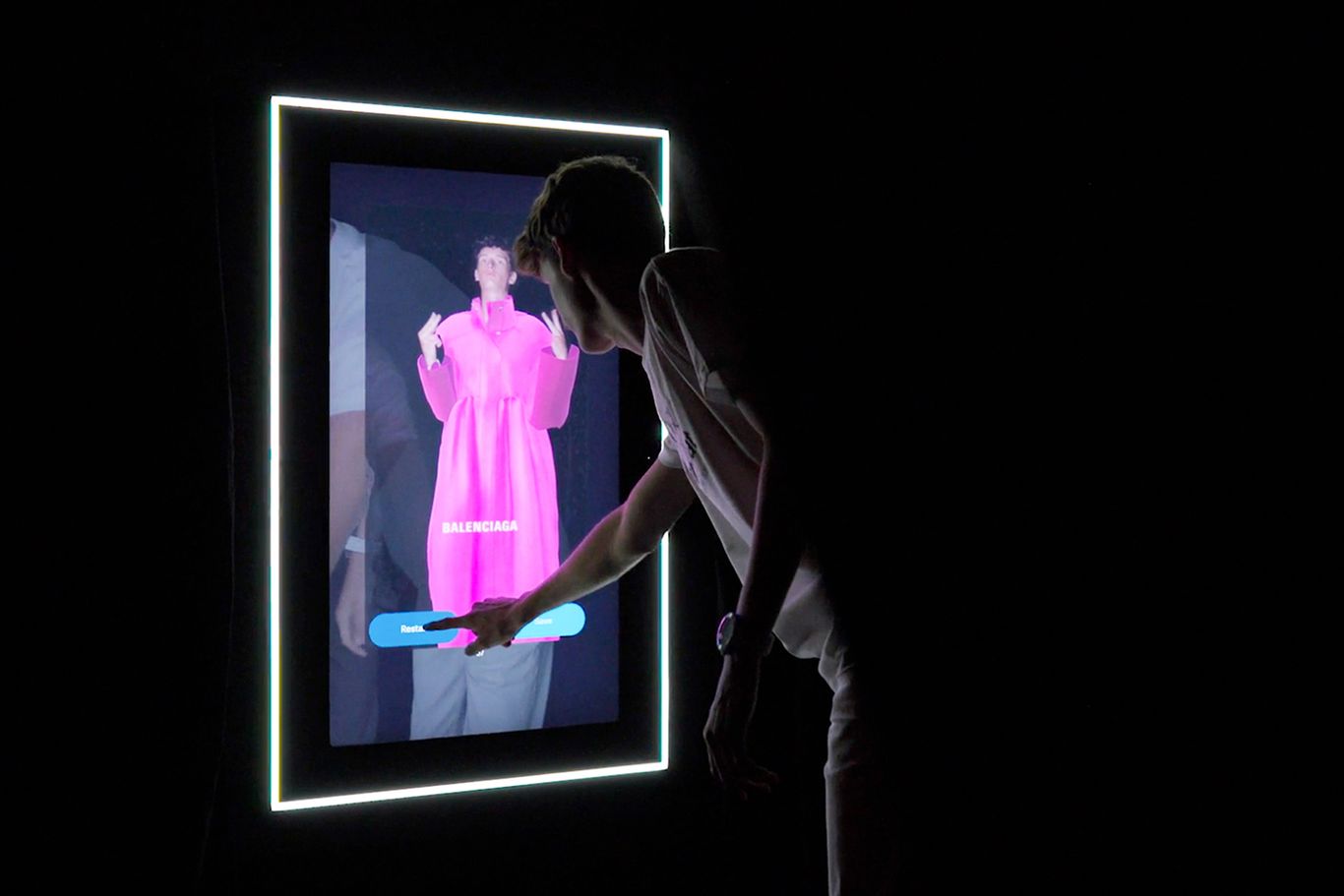 SNAP x VOGUE CANNES | DE-YAN